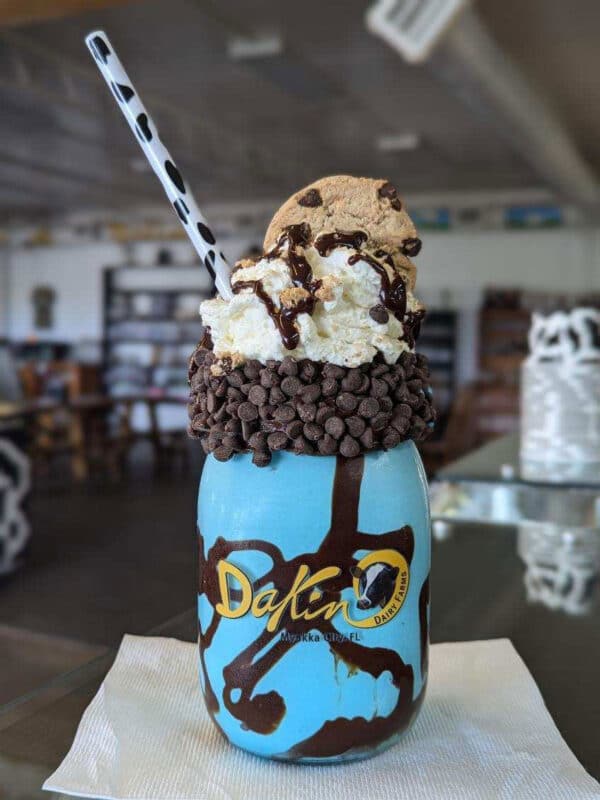 Farm Market - Dakin Dairy Farms